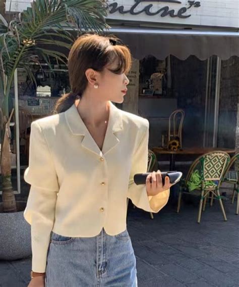 당일출고바배 여성 간절기 테일러카라 싱글 세미크롭 정장 숏 자켓 데일리룩 캐주얼룩 브라운 네이비 아이 올리브