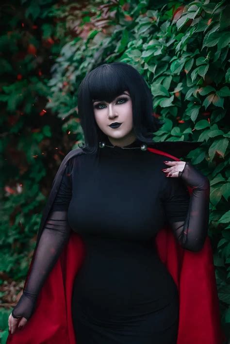 Hotel Transylvania Mavis Cosplay