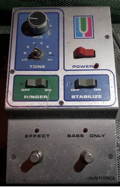 Mu Tron Octave Divider S Ring Mod Pitch Bass Mu Tron Reverb