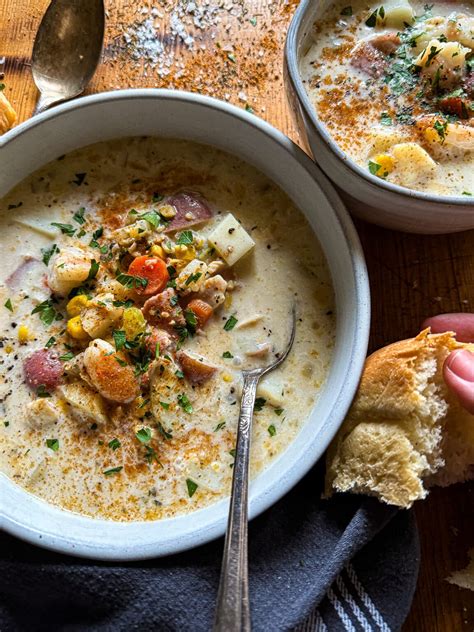 The Best Seafood Chowder Recipe Quick Easy Delicious