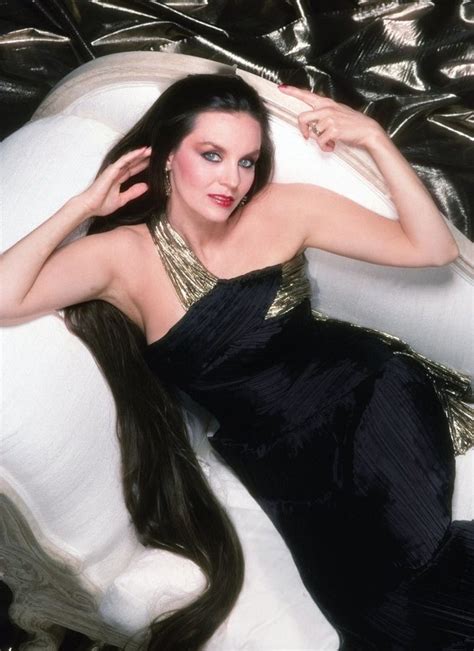 Crystal Gayle 6th Pic Icarusnewport