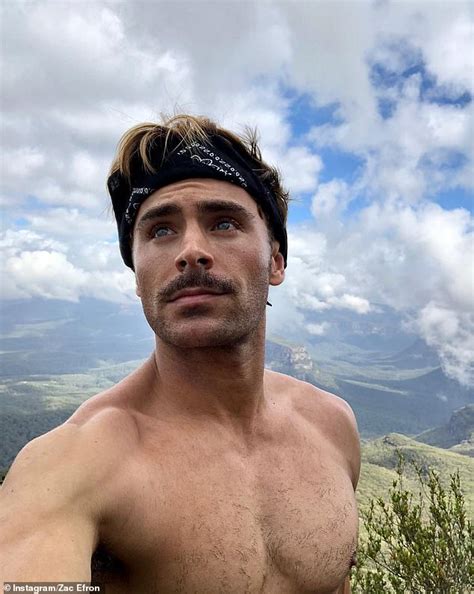 Zac Efron Breaks His Silence After Podcast Host Shared Sex Life Details Daily Mail Online