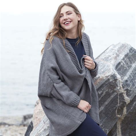 Sweaters And Cardigans Free Crochet Patterns Yarnspirations In 2020 Swoncho Knitting