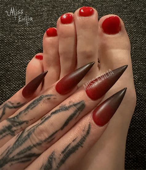 Matching Nails R Longnailsfetish