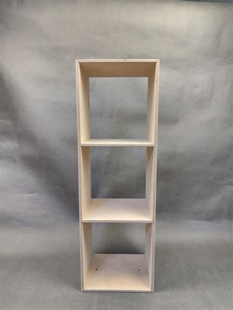 Полиця для книг на 3 комірки без фарбування — ціна 2370 грн у каталозі Етажерки Купити товари