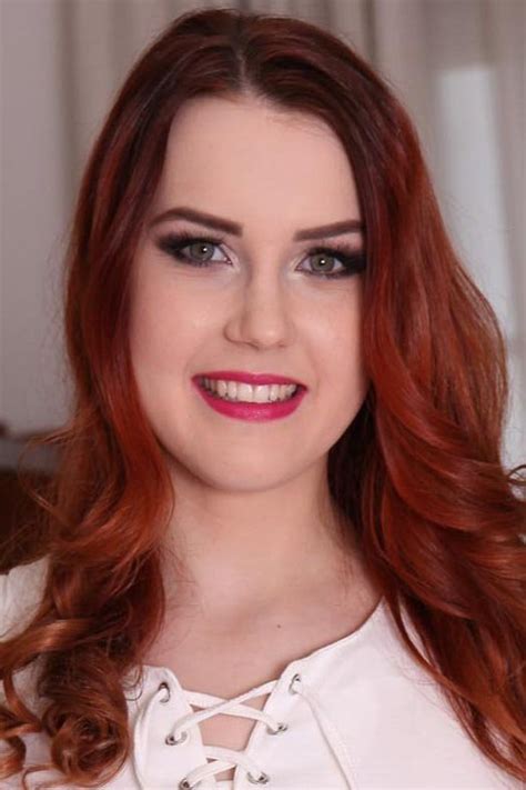 Charlie Red Profile Images The Movie Database Tmdb