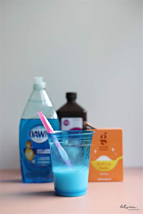 How To Remove Underarm Stains From White Shirts Between Carpools