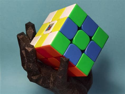 Low Poly Hand Rubiks Cube Holder Remixed By Mishan Makerworld Download