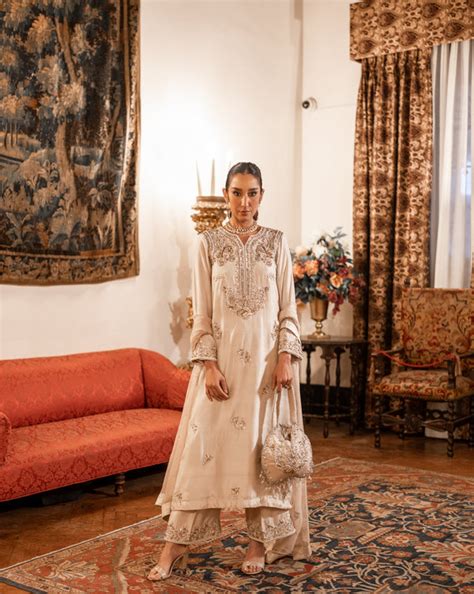 Ruby Outfit Ayla Noor Ny