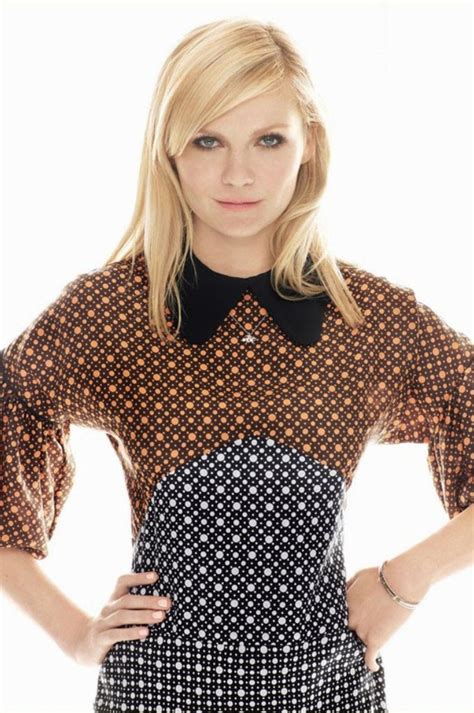 Kirsten Dunst Sexy Hot Girl Cooking