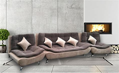 შეიძინეთ გასაშლელი სამეული დივანი და 2 სავარძელი ავეჯის კომპანიისგან `ფერადი დივნები`