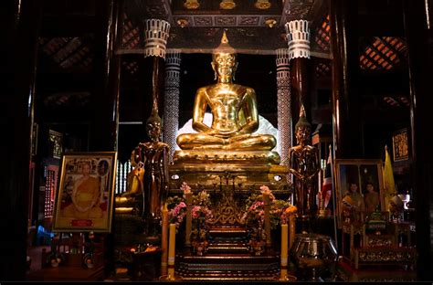 โลกโมฬี วัดเก่าแก่สมัยอาณาจักรล้านนา ที่พระนางเจ้าจิรประภามหาเทวีใช้รักษาเอกราช บล็อกเกอร์ วัด