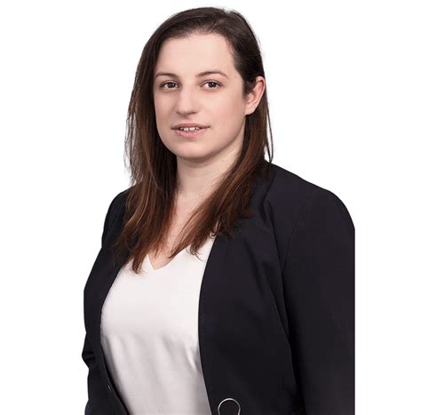 Elée From Paris To Greece