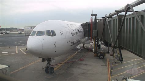 United Airlines 767 First Class