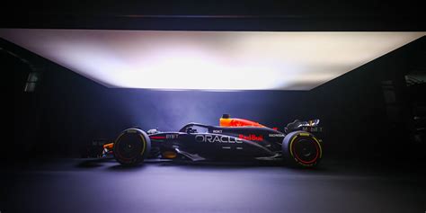 O Ousado Chegou Red Bull Racing Mostra O Rb20