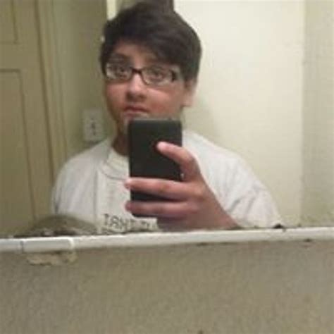 Stream Noah Moreno Music Listen To Songs Albums Playlists For Free On Soundcloud