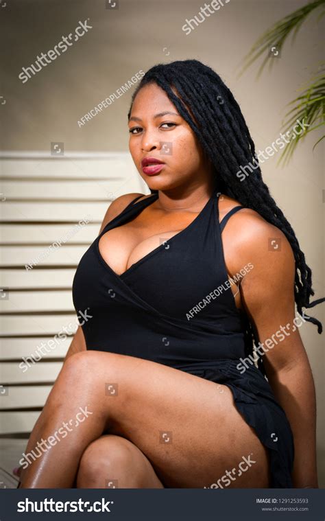She Sexy African Plus Size Model Stock Photo Shutterstock