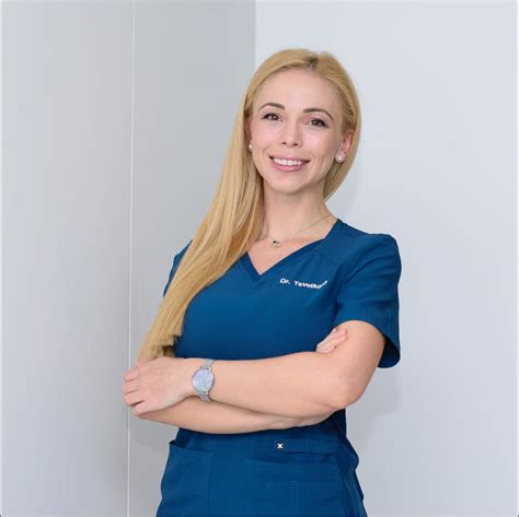 Д р Нина Цветкова