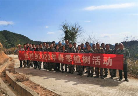 礼堂星火 “植”此青绿正当时