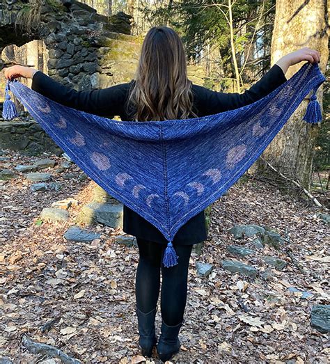 Issuess23 Lunar Love Spring Summer 2023