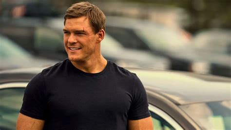 Alan Ritchsons Workout Routine Explained