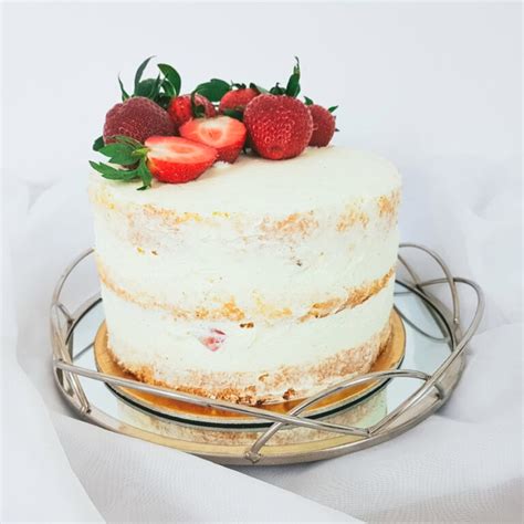 Tort Z Truskawkami Słodki Blog