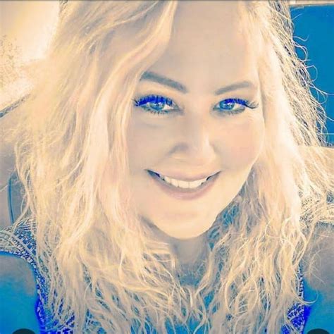 Stacy Guthrie Witt Stacy Witt • Threads Say More