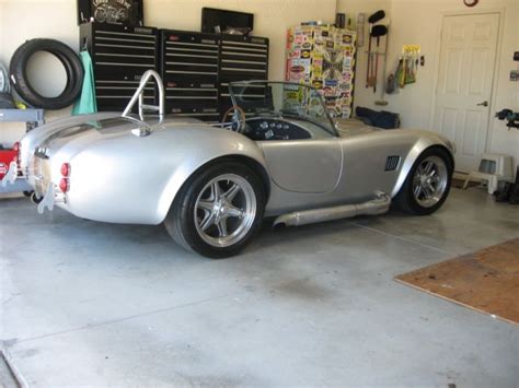 Shelby Cobra 302ci V8 5 Speed Tremec 4 Wheel Discs Knock Off