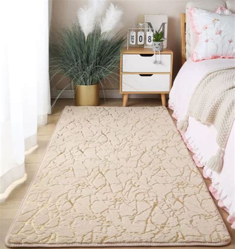 Хутряний ворсистий килимок Травичка 0 8 1 6м Світло бежевий приліжковий килимок з золотистим