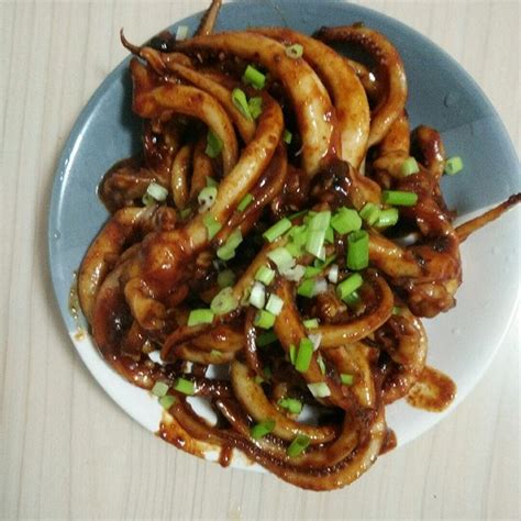 香辣孜然鱿鱼圈 香辣孜然鱿鱼 孜然鱿鱼圈 大山谷图库