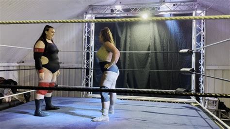 Giantess Wrestler Vs Bbw Wrestler Nadia Sapphire Clips4sale
