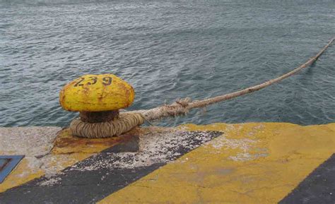 Για όγδοη μέρα συνεχίζουν την απεργία στα πλοία της Πάτρας οι ναυτεργάτες