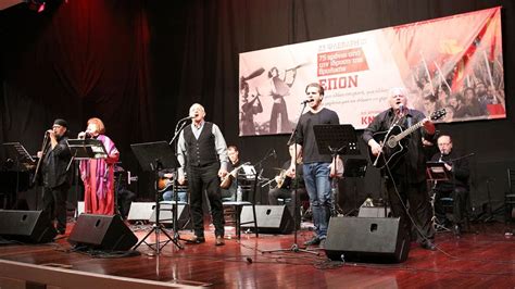 ΑΦΙΕΡΩΜΑ ΣΤΟ ΑΝΤΑΡΤΙΚΟ ΤΡΑΓΟΥΔΙ ΑΠΟ ΤΟ ΜΟΥΣΙΚΟ ΣΥΝΟΛΟ ΡΩΜΙΟΣΥΝΗ Youtube