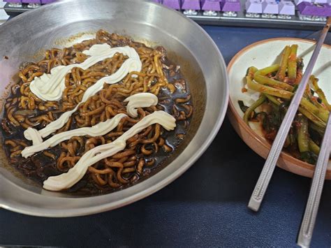 짜파게티먹자 자유 에펨코리아