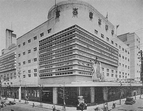 [東京都]戦前期の東京宝塚劇場の古写真 昔の写真のあの場所は今どうなっている？昔と今を比較する写真ギャラリー「今昔写語」