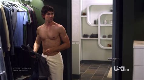 Christopher Gorham On Covert Affairs S1e07 Shirtless Men At Groopii