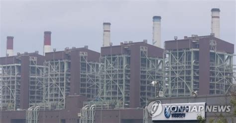충남도민 10명 중 7명 미세먼지 심각 생활 불편