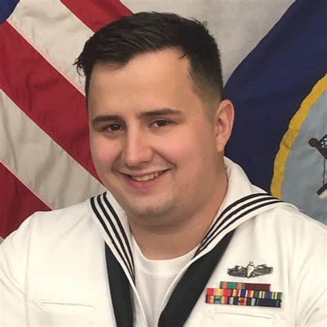 Dylan Bryant Professional Recruiter Us Navy Linkedin