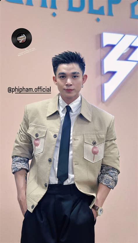 BỚ NgƯỜi Ta Trai ĐẸp TẤn CÔng T 🧎🏻‍♀️🧎🏻‍♀️🧎🏻‍♀️