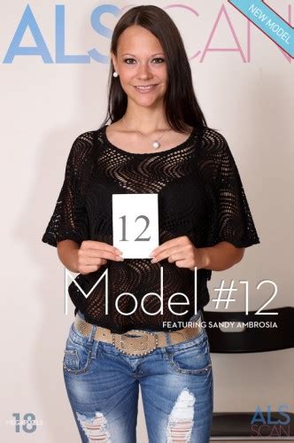 Sandy Ambrosia Model Profile