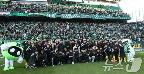 이번엔 사령탑 잘 뽑아야 하는 전북 베테랑 감독 찾는다