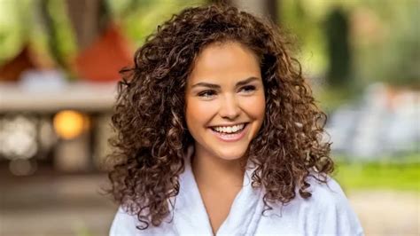 Heatless Curls Overnight With Socks Nail The Trendy Hairstyle With This Guide For Dummies