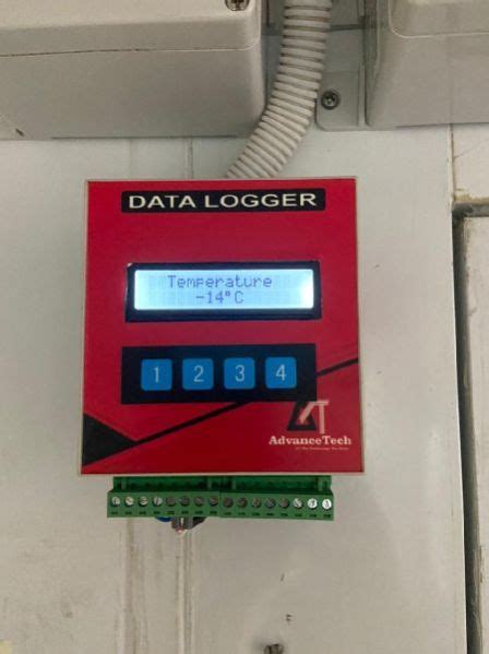 Wireless Temperature Humidity Monitoring System For Indoor Industrial Outdoor Certification