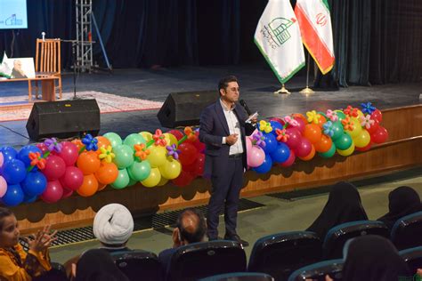 گردهمایی بانوان ایرانی طلایه داران ساخت صحن و شبستان حضرت زینب س در شیراز