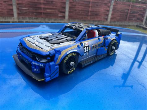 Nascar Lego Garage