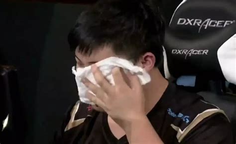 Rng粉丝神分析！没打假赛，是他心态爆炸了，粉丝：胖子太幼稚维尔