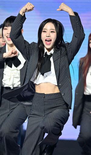 [사진]빌리 션 복근 뽐내며 Osen