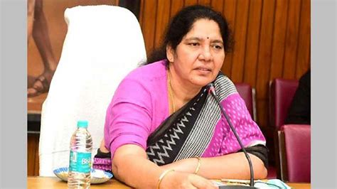 Minister Satyavati వైద్య విద్యపై కేసీఆర్ లక్ష్యం అదే Minister Satyavati Rathod Comments Vk