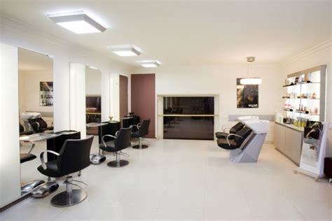 სილამაზის სალონი ნატალი თბილისშიrelax Ge ზე