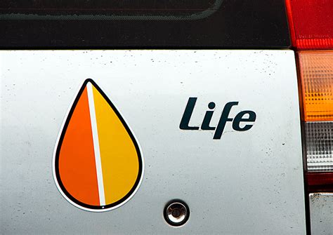 The Wakaba Mark Japanese Car Stickers Signal Levels Of Driving